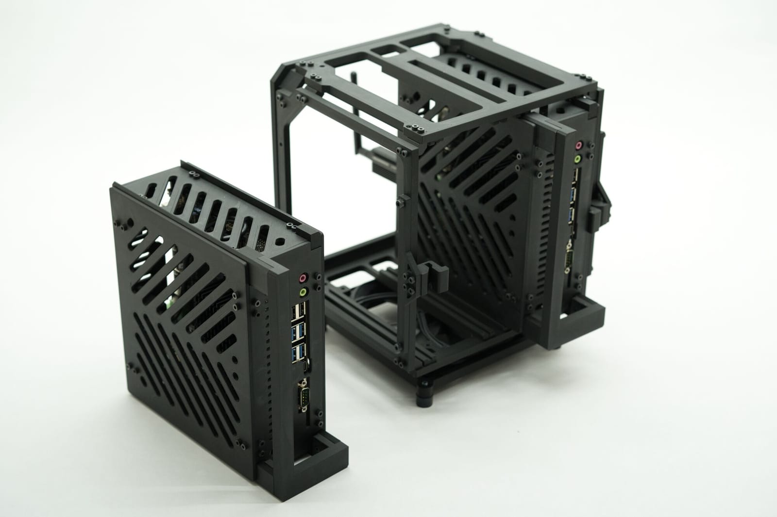 Cube Frame - A Modular, 3D Printed ITX Enclosure & Frame System